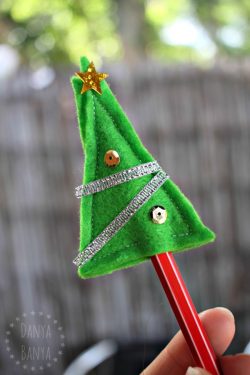 Christmas Pencil Toppers – Danya Banya